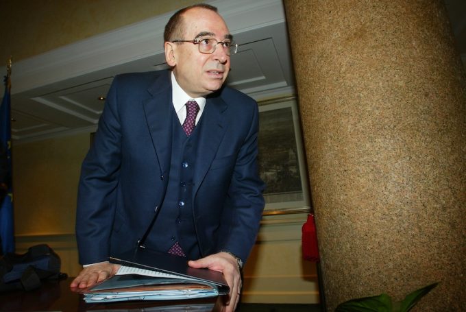 Come funziona il segreto di Stato - Il Post