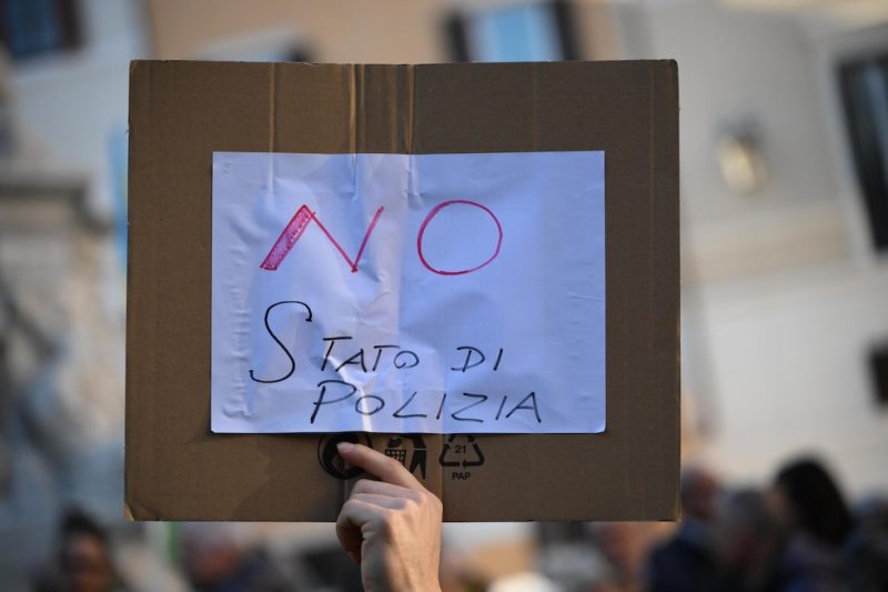 Cosa c'è nel “decreto Sicurezza” appena entrato in vigore - Il Post