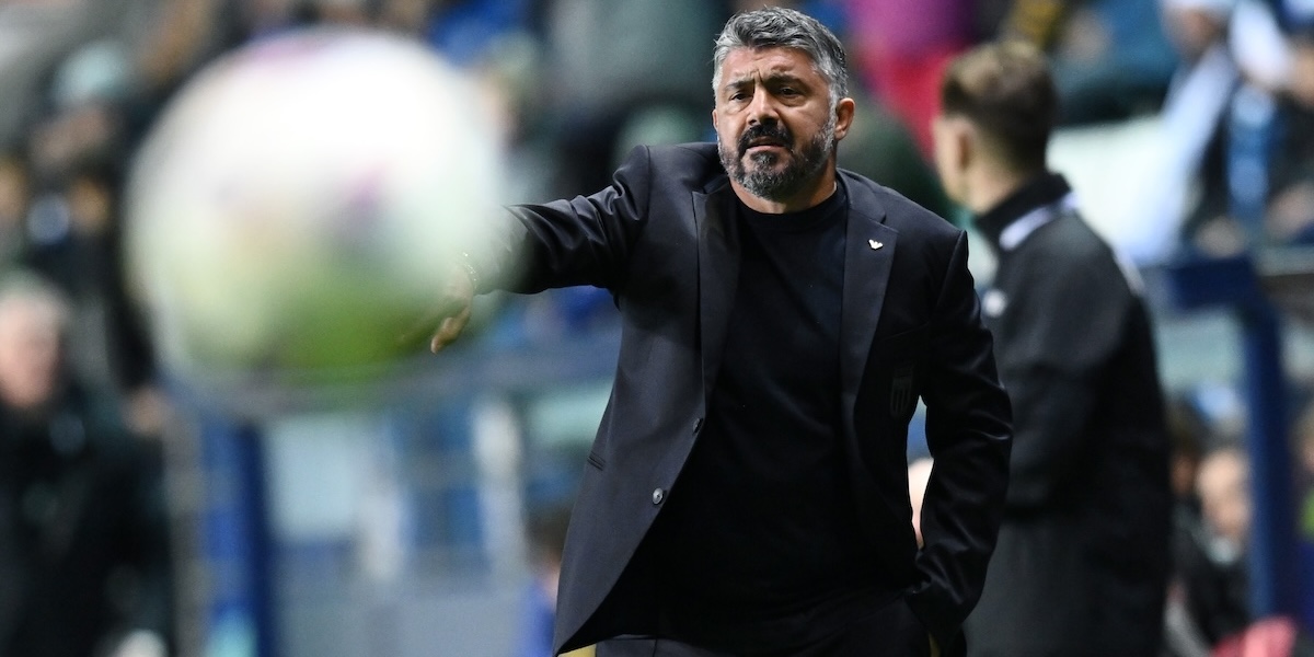 אן הת אווי עירום